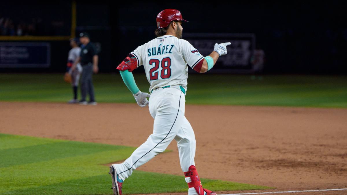 Eugenio Suárez da dos jonrones y D-backs barren
